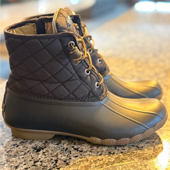 Sperry | Shoes | Sperry Black Quilted Winter Rain Boots | Poshmark